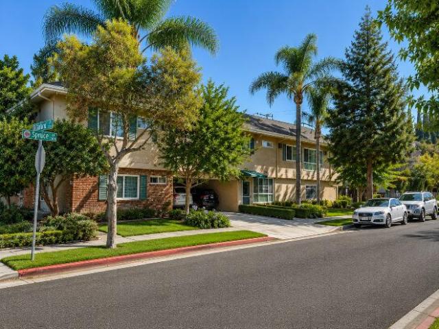 1 Br, 1 bath, Condo 1807 Fremont Avenue