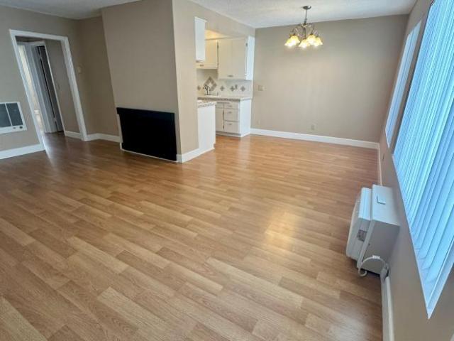 1 Br, 1 bath, Condo 1800 Camden Ave