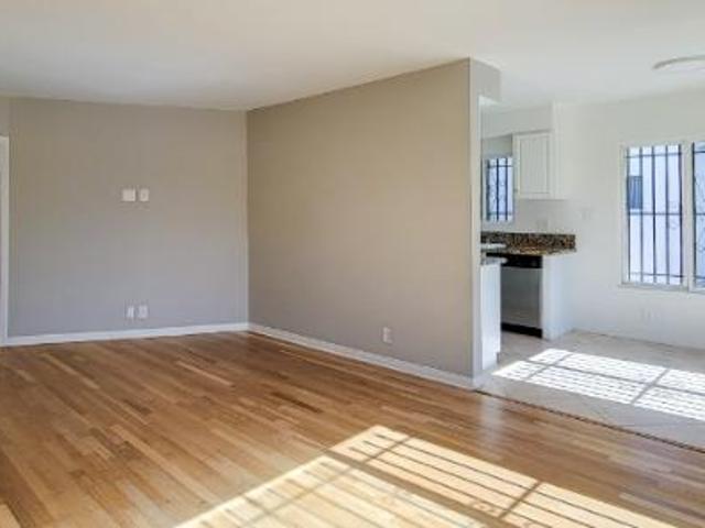 1 Br, 1 bath, Condo 1802 Wilton Place