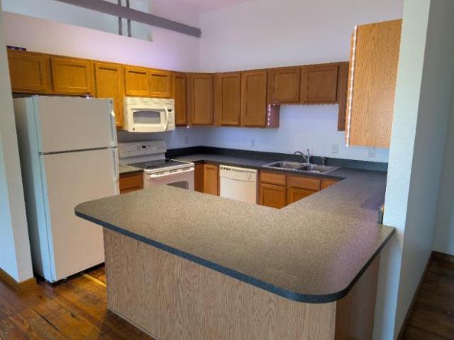 1 Br, 1 bath, Condo 1815 Adams