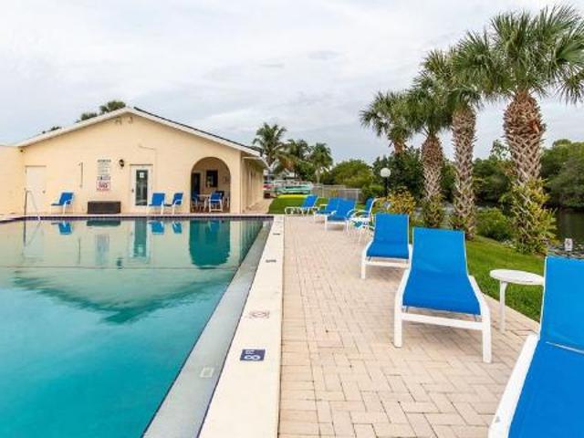 1 Br, 1 bath, Condo 1815 Robalo Dr