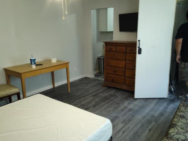 1 Br, 1 bath, Condo 18117 Spangler Ave