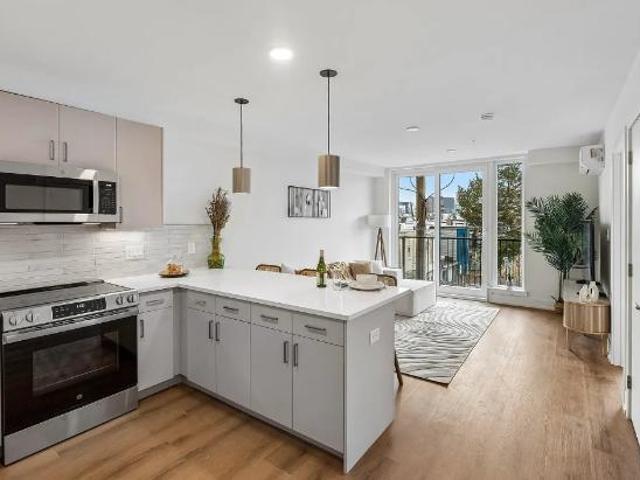 1 Br, 1 bath, Condo 1813 N Howard St