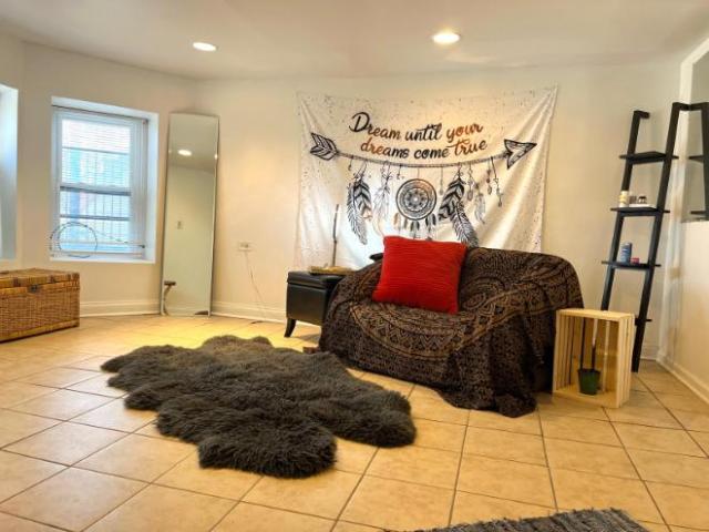 1 Br, 1 bath, Condo 1826 S Trumbull Ave
