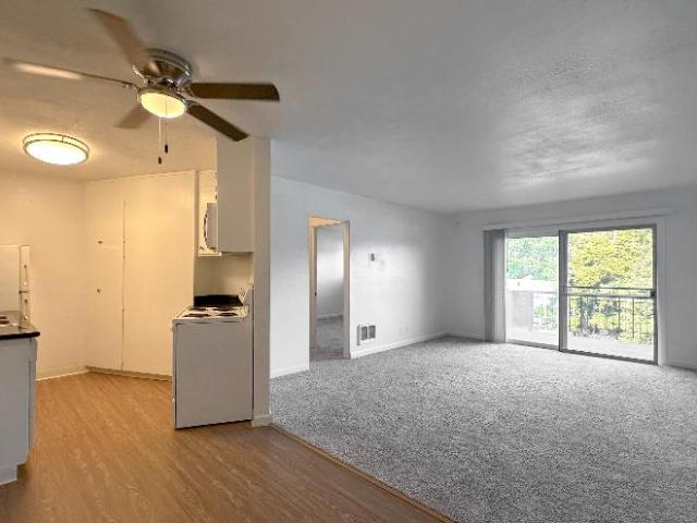 1 Br, 1 bath, Condo 1823 Lincoln Ave
