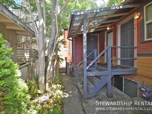1 Br, 1 bath, Condo 1831 Kincaid Street