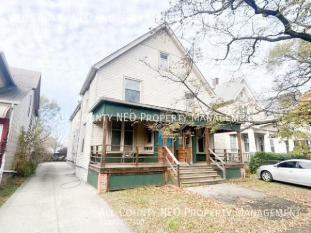 1 Br, 1 bath, Condo 1852 W 45th St