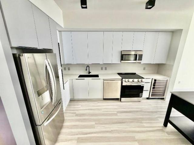 1 Br, 1 bath, Condo 18631 NE 25th Pl