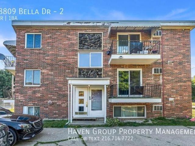 1 Br, 1 bath, Condo 18809 Bella Dr