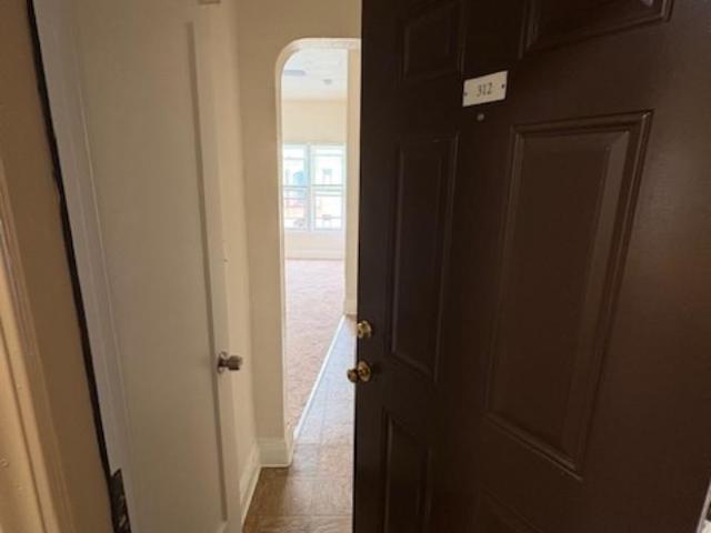1 Br, 1 bath, Condo 1900 26h Ave