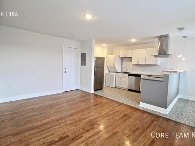 1 Br, 1 bath, Condo 1901 Olathe Blvd
