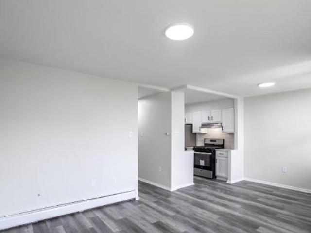 1 Br, 1 bath, Condo 1914 N Missouri Ave