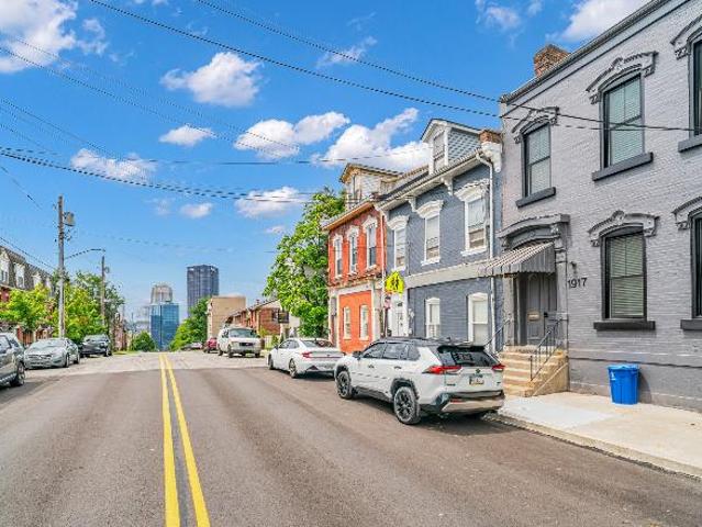 1 Br, 1 bath, Condo 1917 Webster Ave