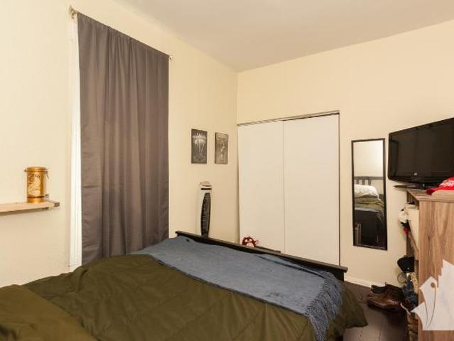 1 Br, 1 bath, Condo 1927 North Kedzie Avenue