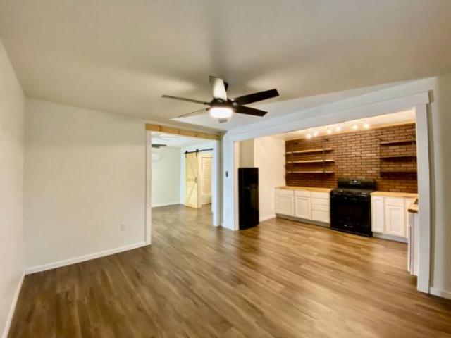 1 Br, 1 bath, Condo 1922 Banita St