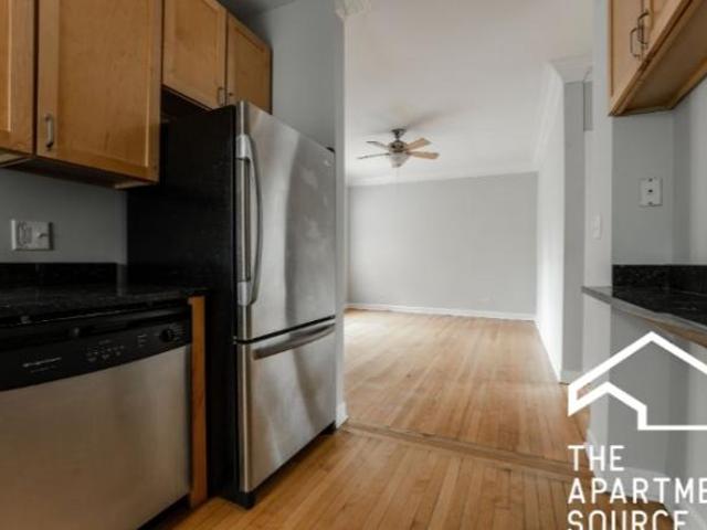 1 Br, 1 bath, Condo 1946 West Leland Ave
