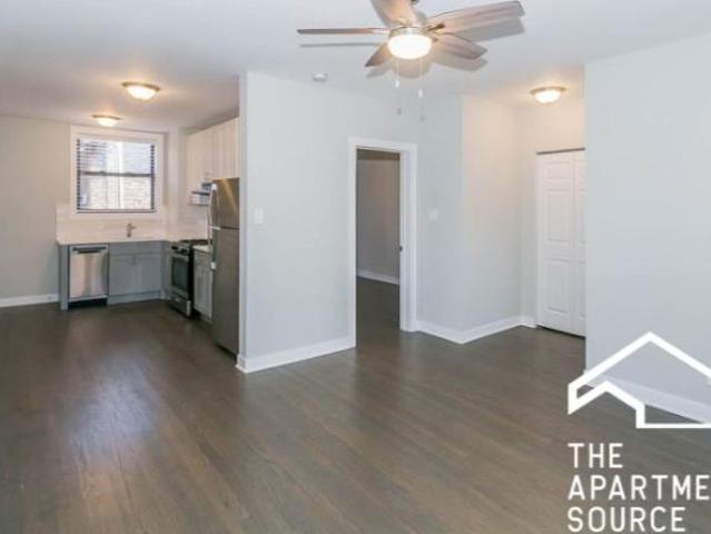 1 Br, 1 bath, Condo 1946 West Wilson Ave