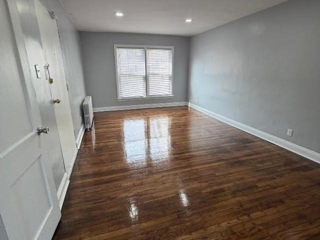 1 Br, 1 bath, Condo 194 Park Ave