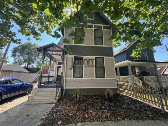 1 Br, 1 bath, Condo 1966 Randall Rd