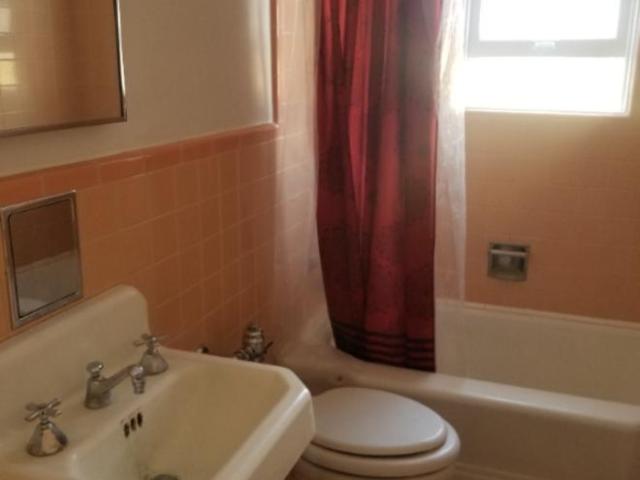 1 Br, 1 bath, Condo 19 State Street