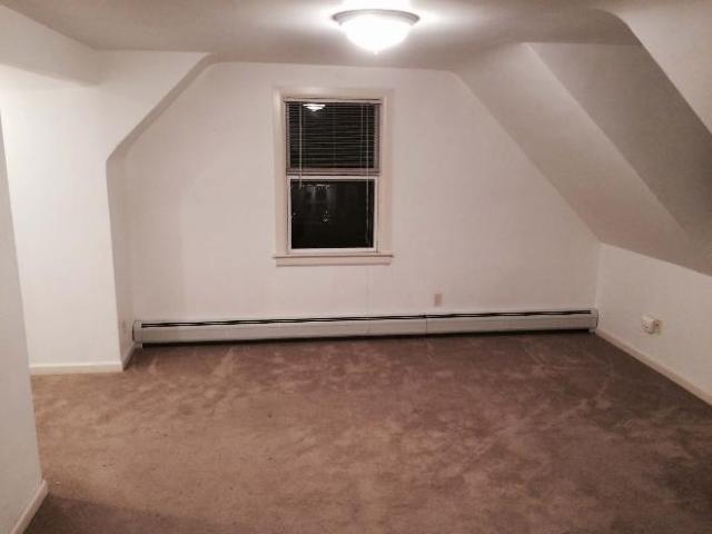1 Br, 1 bath, Condo 1 Newark Ave