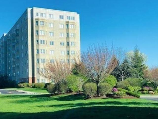 1 Br, 1 bath, Condo 1 Cityview Lane