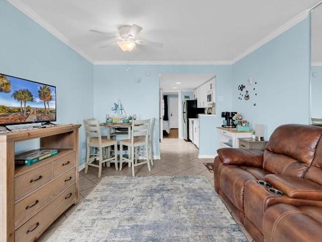 1 Br, 1 bath, Condo 2001 S Ocean Blvd