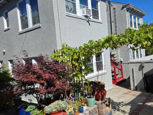 1 Br, 1 bath, Condo 201 Howard St
