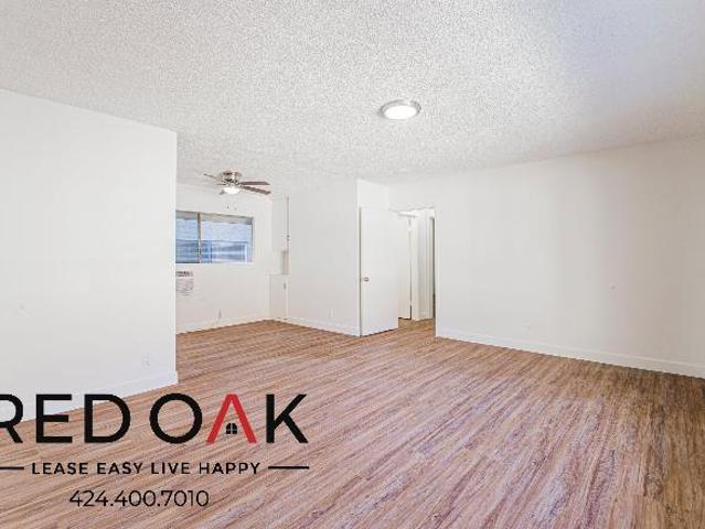 1 Br, 1 bath, Condo 201 South Occidental Boulevard