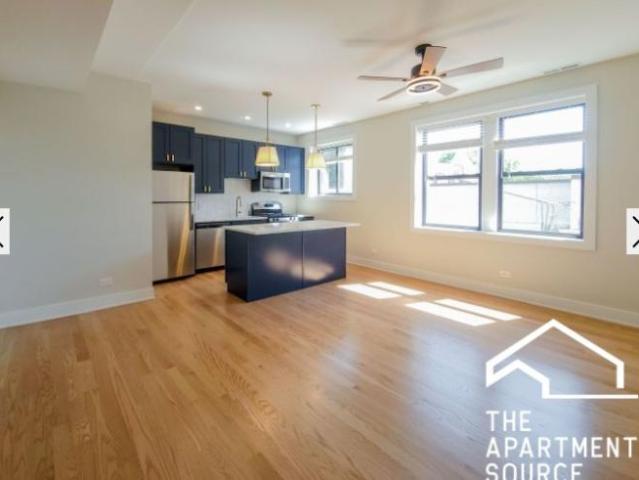 1 Br, 1 bath, Condo 2022 West Montrose Ave