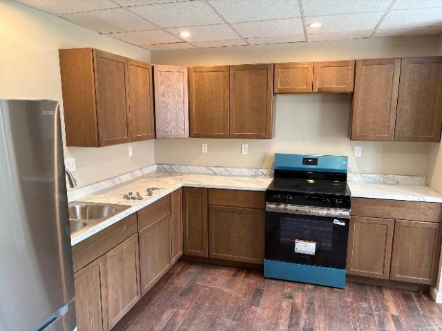1 Br, 1 bath, Condo 202 Maple Wood #4
