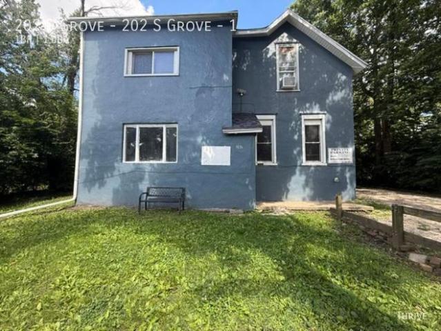 1 Br, 1 bath, Condo 202 S Grove