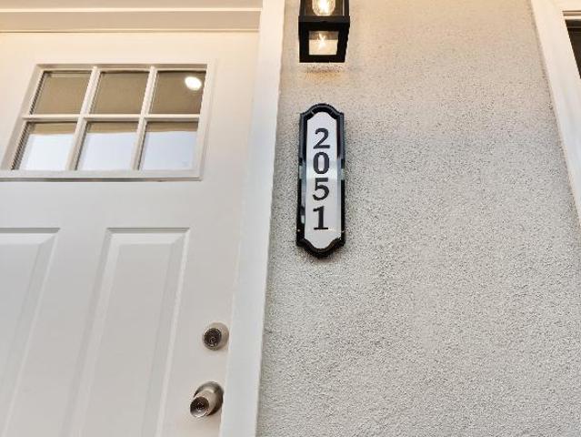 1 Br, 1 bath, Condo 2051 E Harding St