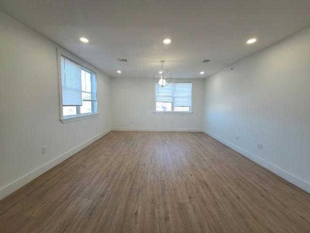 1 Br, 1 bath, Condo 205 Mt Vernon Ave