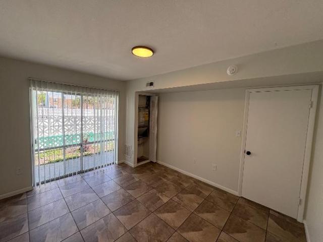 1 Br, 1 bath, Condo 206 Caroline St