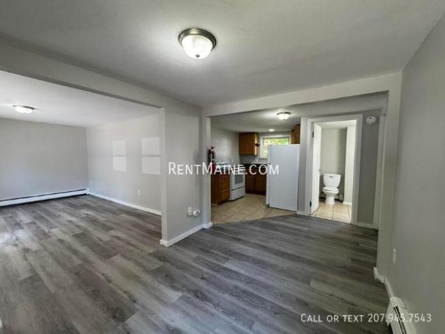 1 Br, 1 bath, Condo 206 Maine Ave