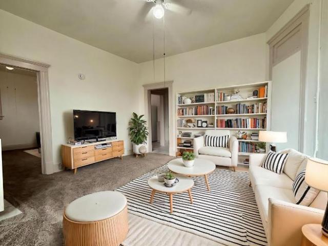 1 Br, 1 bath, Condo 207 Midway Ave