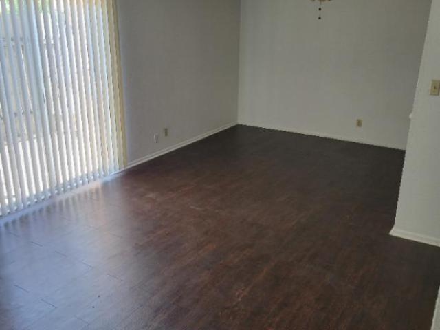 1 Br, 1 bath, Condo 207 Sprucewood