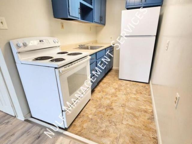1 Br, 1 bath, Condo 209 5th St