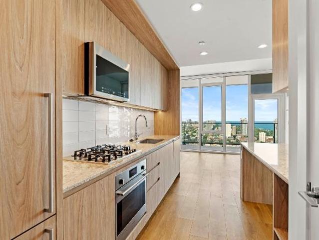 1 Br, 1 bath, Condo 209 W Hill St