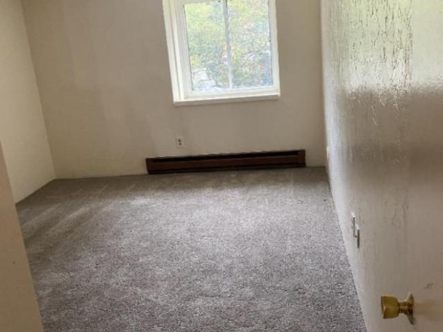 1 Br, 1 bath, Condo 20 Erick Road