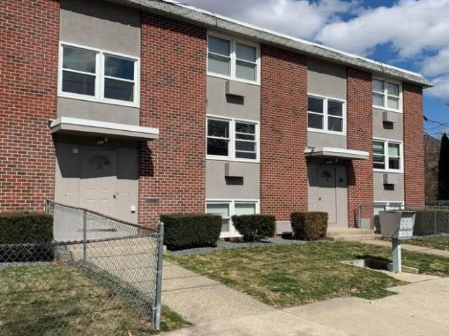 1 Br, 1 bath, Condo 20 Margaret St