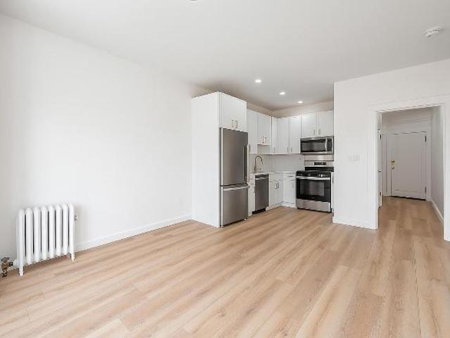 1 Br, 1 bath, Condo 2100 Post Street