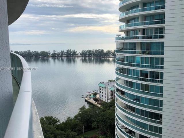 1 Br, 1 bath, Condo 2101 Brickell Ave