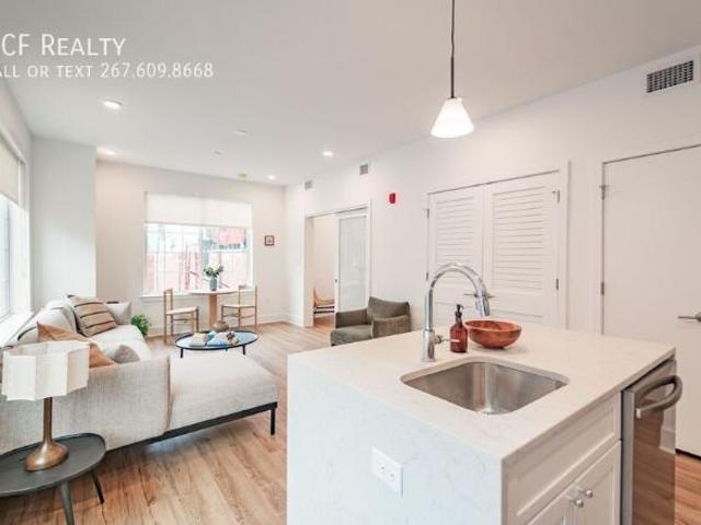 1 Br, 1 bath, Condo 2101 Washington Avenue