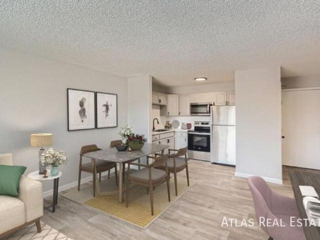 1 Br, 1 bath, Condo 2102 Carmel Drive