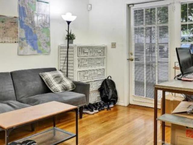 1 Br, 1 bath, Condo 2117 Delaware St
