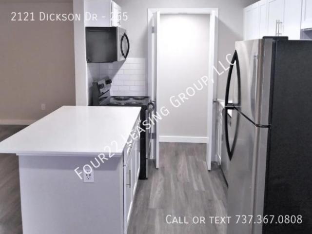 1 Br, 1 bath, Condo 2121 Dickson Dr