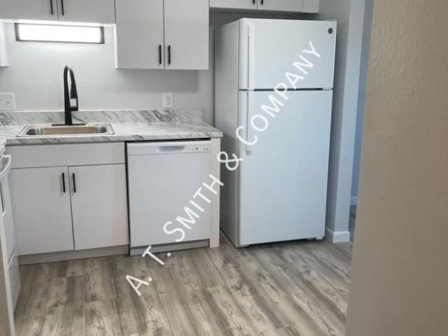 1 Br, 1 bath, Condo 212 S Balsam Street