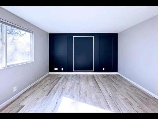 1 Br, 1 bath, Condo 2137 Hawkins Lane